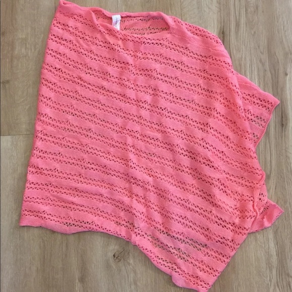 Liz Claiborne | Tops | Liz Claiborne Ponchoshawl S | Poshmark